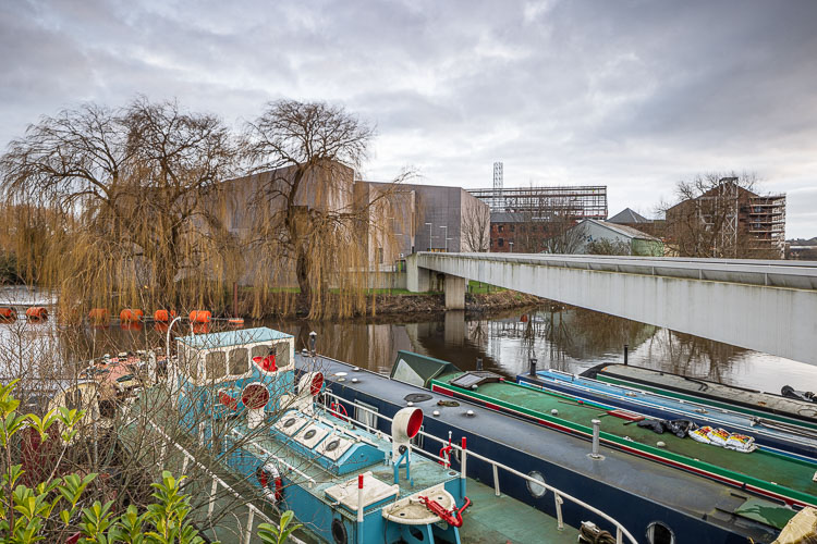 The Hepworth Wakefield Unveiled: A Glimpse of Modern Architecture by ...